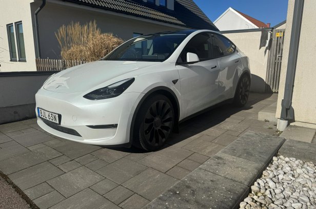 Tesla Model Y Performance AWD säljes i Helsingborg | Blocket