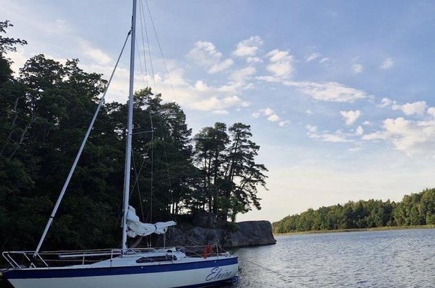 Segelbåt Monark 700 Miniton 23 fot säljes i Värmdö | Blocket