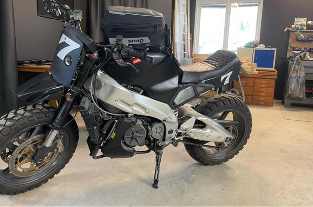 Aprilia RSV1000 - Scrambler säljes i Umeå | Blocket