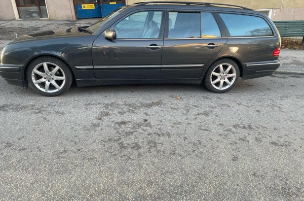 Mercedes-Benz E 240 T Avantgarde V.6 säljes i Sundbyberg | Blocket