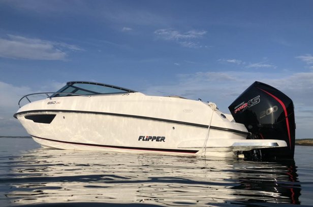 Flipper 650 DC Mercury 200hk V8 PRO XS + 80 Trailer! säljes i Göteborgs ...