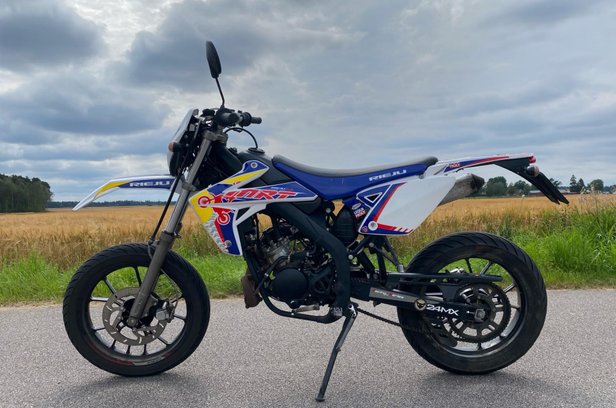 Moped 2021 Rieju MRT 50 Euro 4 Drac Euro 4 säljes i Skara | Blocket