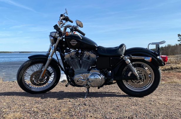 Harley Davidson XL883H säljes i Mora | Blocket
