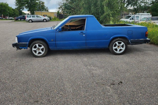 volvo 740 kapad A-traktor säljes i Östhammar - såld eller borttagen