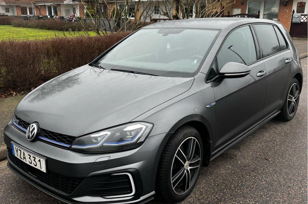 Volkswagen Golf GTE Cockpit 204HK Nyservad Nybesiktigad säljes i Malmö ...