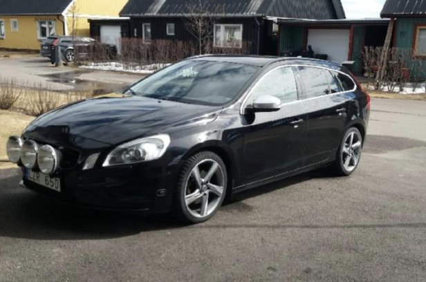 Volvo V60 T4F Momentum, R-Design Euro 5 säljes i Kiruna | Blocket