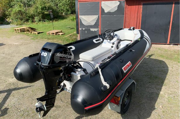 Suzumar 350 RIB med Mercury 20hk 4-T och 80-trailer säljes i Kungsbacka ...