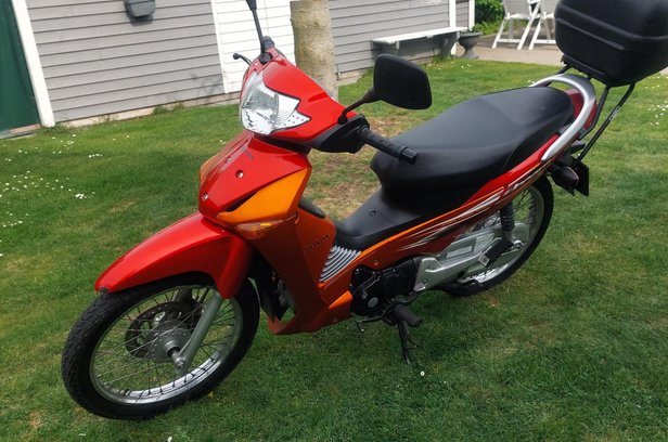 Välvårdad Honda Innova / Wave -09 säljes i To - såld eller borttagen