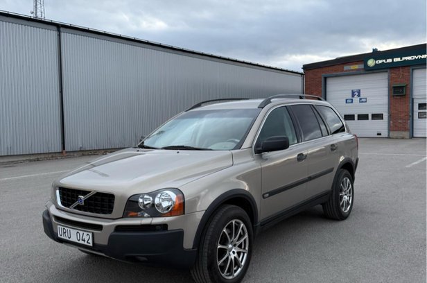 Volvo XC90 2.5T AWD säljes i Tierp | Blocket