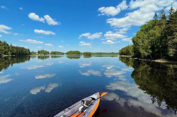 ITIWIT Uppblåsbar Kajak/Kanot med mycket tillbehör!!!3 pers säljes i ...