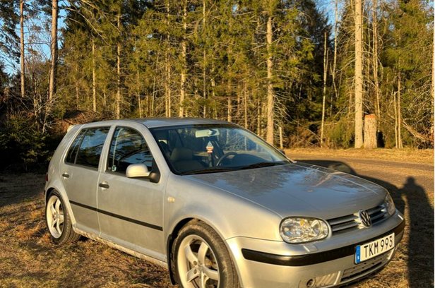 Volkswagen Golf 1,6 bensin manuell säljes i Hjo | Blocket