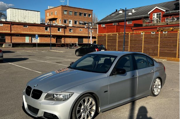 BMW 325i E90 LCI säljes i Arvika | Blocket
