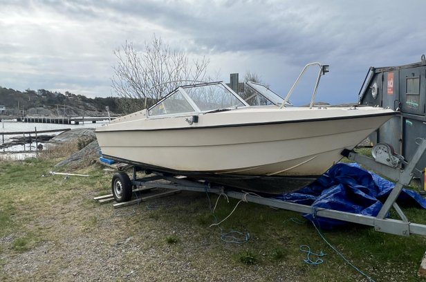 Uttern 520 DC 1992 säljes i Göteborgs stad | Blocket