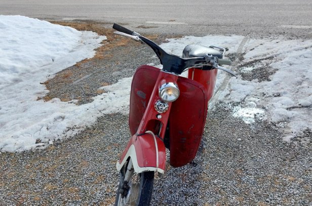 Husqvarna Corona Veteran moped säljes i Lycksele | Blocket