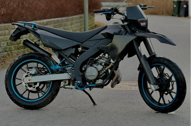 Viarelli Motard 50cc crossmoppe 2023 säljes i Stockholms stad | Blocket