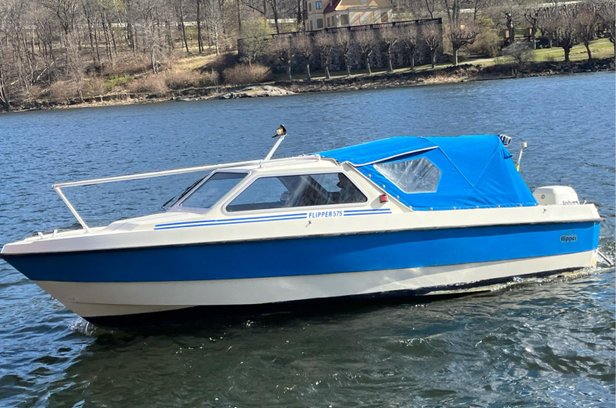 Flipper 575 HT Johnson 70 4-takt säljes i Nac - såld eller borttagen