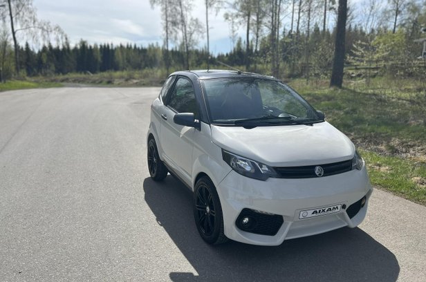 Välvårdad sportig mopedbil AXIAM City GTO 2017 säljes i Nässjö | Blocket