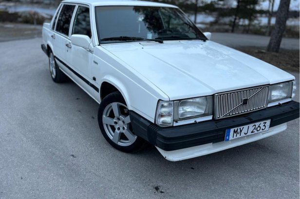Volvo 740 EPA, a-traktor säljes i Umeå | Bloc - såld eller borttagen
