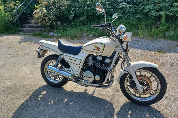 Honda CBX 750P säljes i Österåker | Blocket