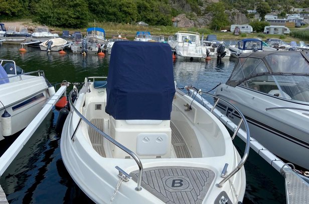 Bella 641 Ocean med Yamaha F100 (4-takt) årsm - såld eller borttagen