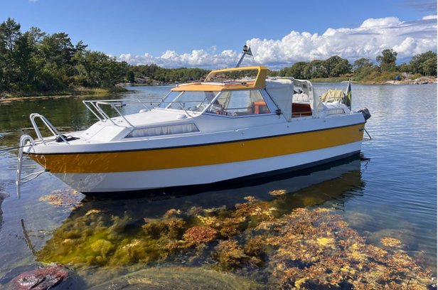 Flipper 850 med Motor från 2005 säljes i Nynä - såld eller borttagen