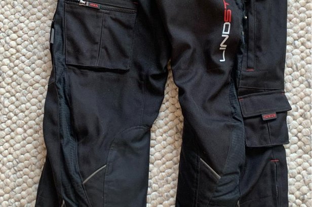 MC byxor Lindstrands säljes i Varberg | Blocket