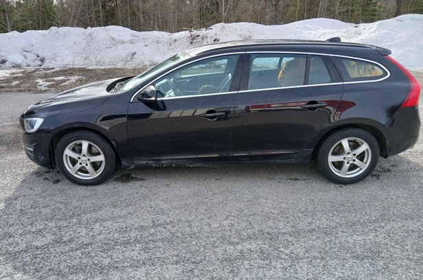 Volvo V60 D4 AWD Momentum business säljes i Luleå | Blocket