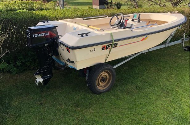 Uttern 4100 med 25 hk säljes i Linköping | Bl - såld eller borttagen