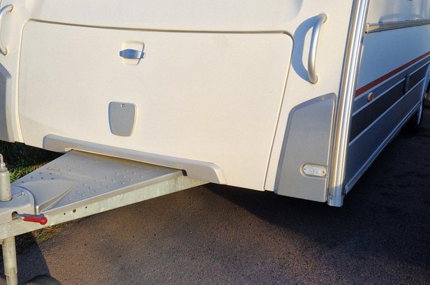 Husvagn Cabby 700 M2C -09 säljes i Kil | Bloc - såld eller borttagen