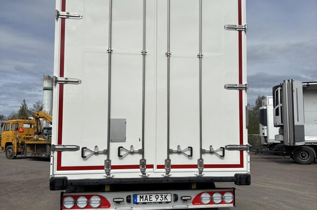 Ekeri S8 skåp släp öppningsbar sida. säljes i Borlänge | Blocket