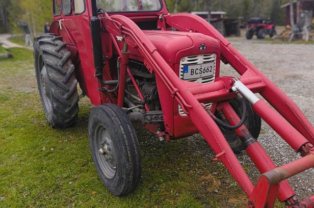 Ferguson 35 Special -57 säljes i Sala | Block - såld eller borttagen