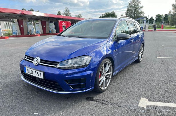 Volkswagen Golf Sportscombi R 2.0 TSI BMT 4Motion R Euro 6 säljes i ...