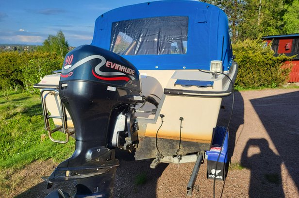 Uttern 520 HT säljes i Hedemora | Blocket