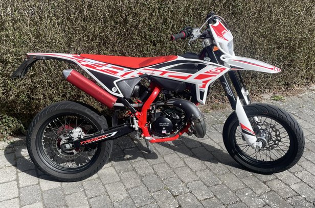 Beta RR50 Track White säljes i Trelleborg | Blocket