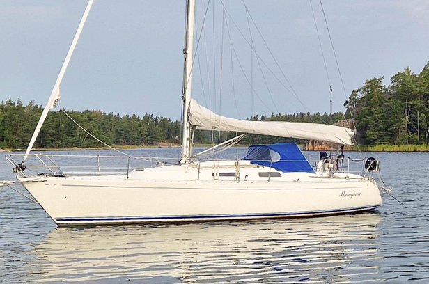 Omega 36/ 3 kabiner/ motor bytt 2007 säljes i Österåker | Blocket