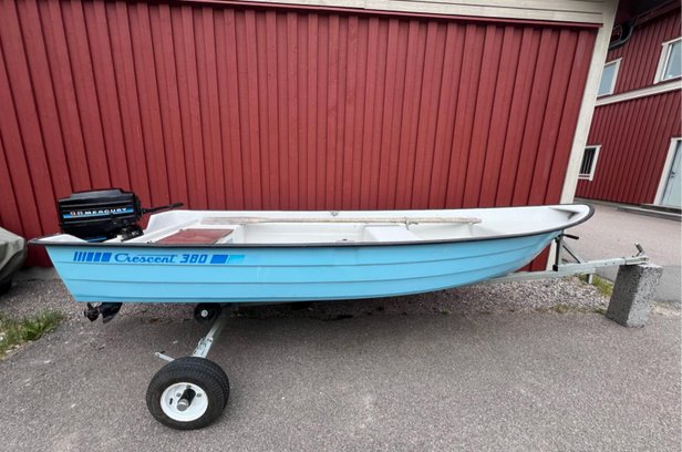 Crescent 380 Komplett båtpaket, 9,8HK Mercury & Båtvagn. säljes i ...