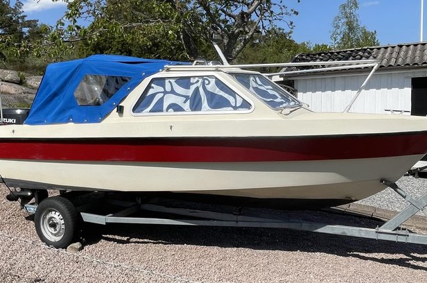 Flipper 510 med Suzuki 50Hk säljes i Lysekil - såld eller borttagen