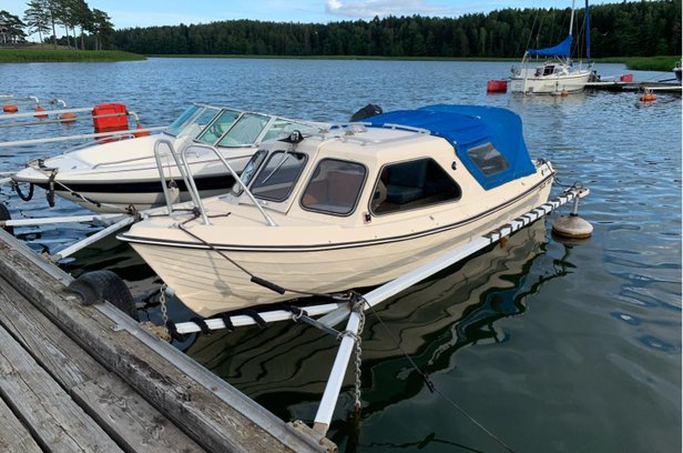 Uttern 495 ht Mariner 40 hp säljes i Oxelösund | Blocket