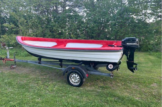 Uttern 430 8hk Mercury bra båtvagn säljes i Flen | Blocket