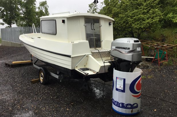 Grisslan 600 med 60 hp 4 takt -2005 säljes i Kungsbacka | Blocket