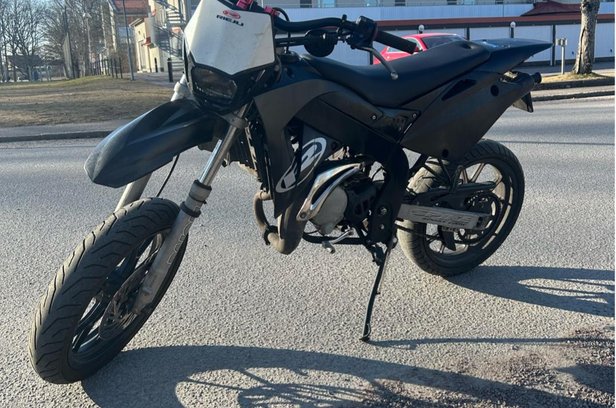 Cross moped säljes i Motala | Blocket