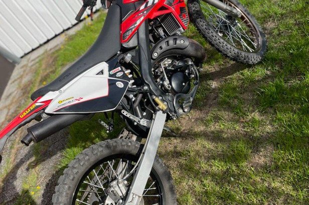 Crossmoped säljes säljes i Sundsvall | Blocke - såld eller borttagen