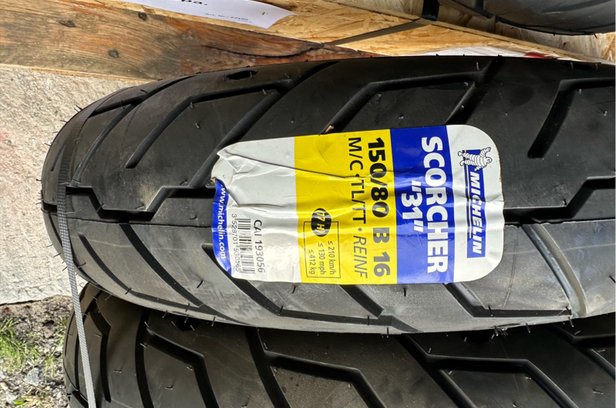 MC-däck Harley - Michelin Scorcher 31 & Metzeler ME888 – Nya säljes i ...