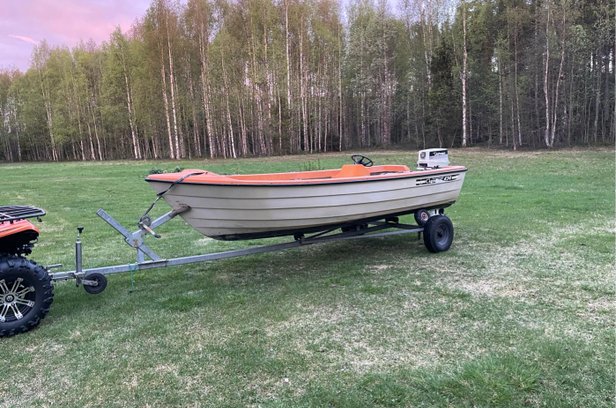 Crescent 434 med Johnson 20hk säljes i Storum - såld eller borttagen