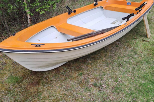 Uttern 430. stor båtvagn säljes i Piteå | Blocket