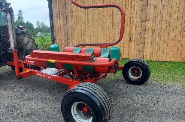 inplastare rundbalar Taarup 7420 säljes i Tranemo | Blocket