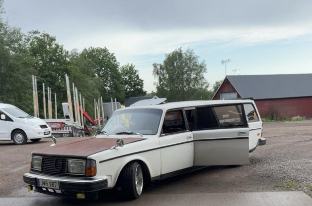 Volvo 245 transfer säljes i Laholm | Blocket - såld eller borttagen