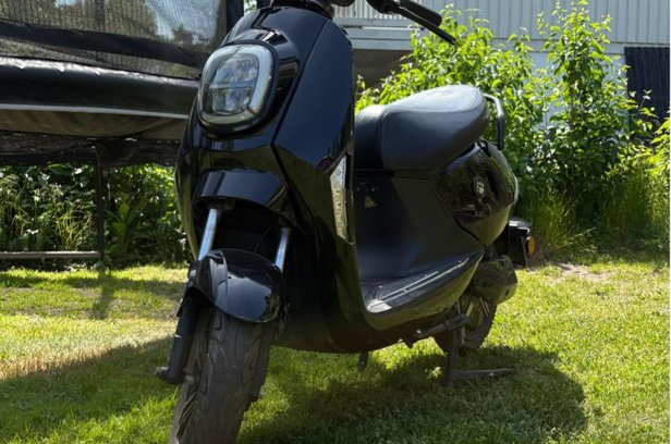 Elmoppe - Vässla 2 säljes i Nacka | Blocket