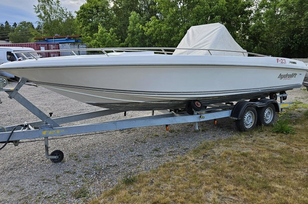 Hydrolift F23 Fisher säljes på Ekerö | Blocke - såld eller borttagen