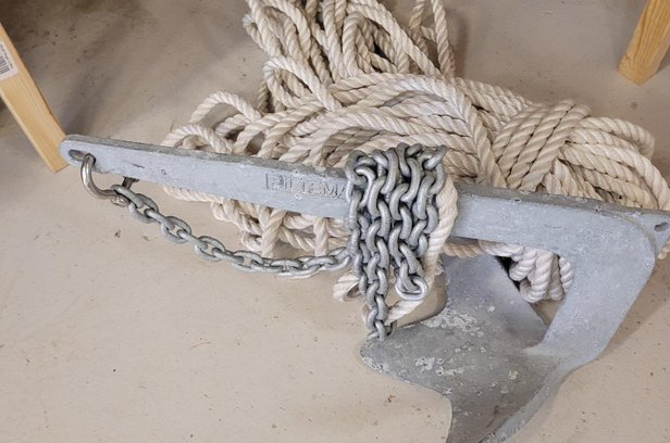 Ankare Bruce 10kg med lina säljes i Västerås - såld eller borttagen